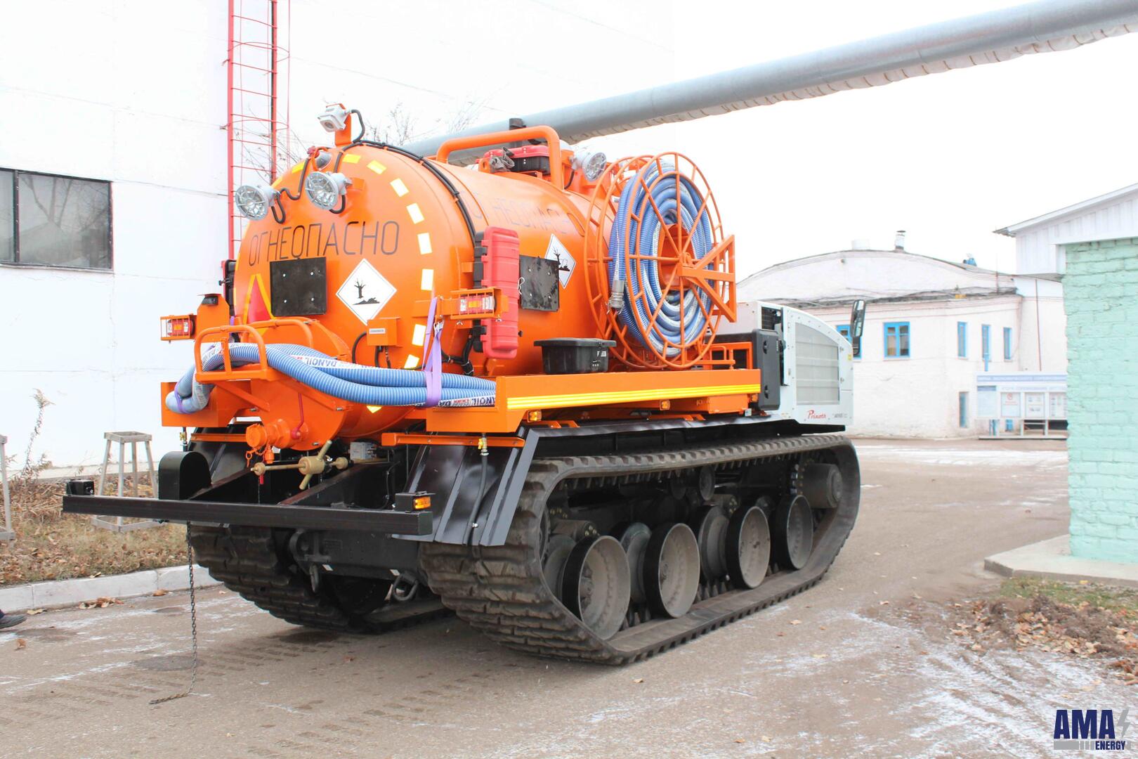 Oil Gathering and Injection Unit (USZN) on the Prinoth Panther Chassis ...
